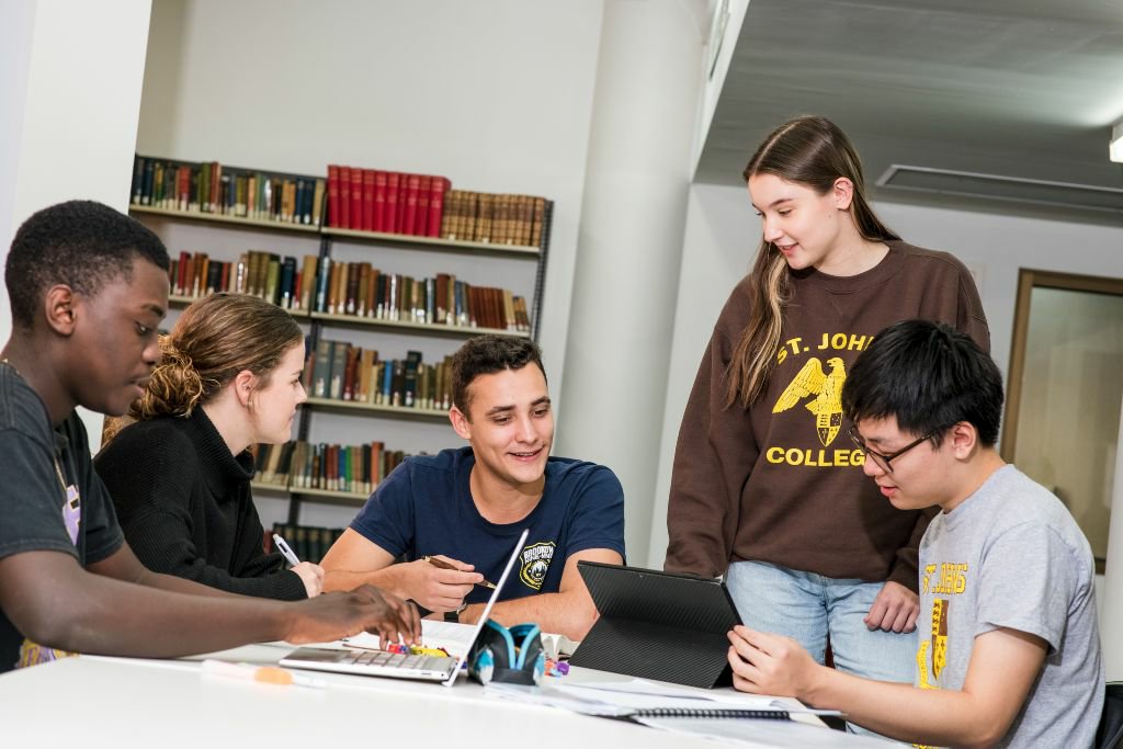 Academic Life - St Johns College UQ