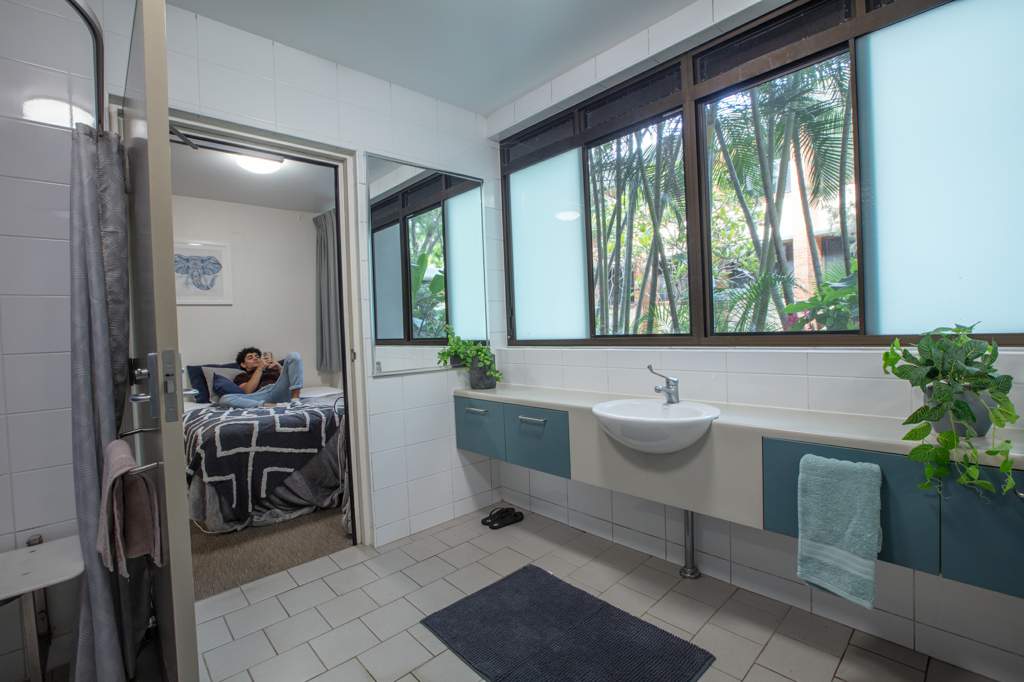 Accommodation - St Johns College UQ