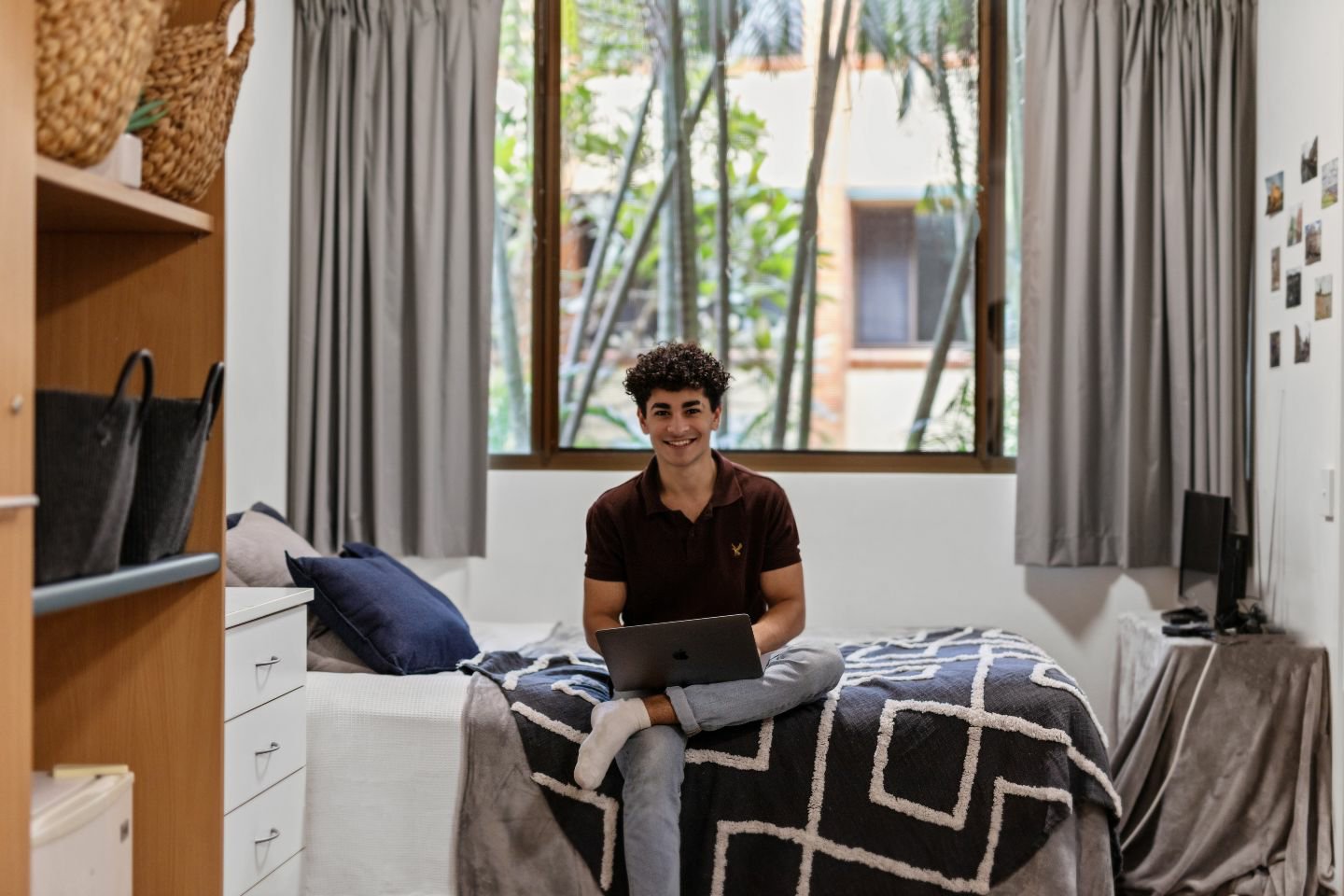 Accommodation - St Johns College UQ